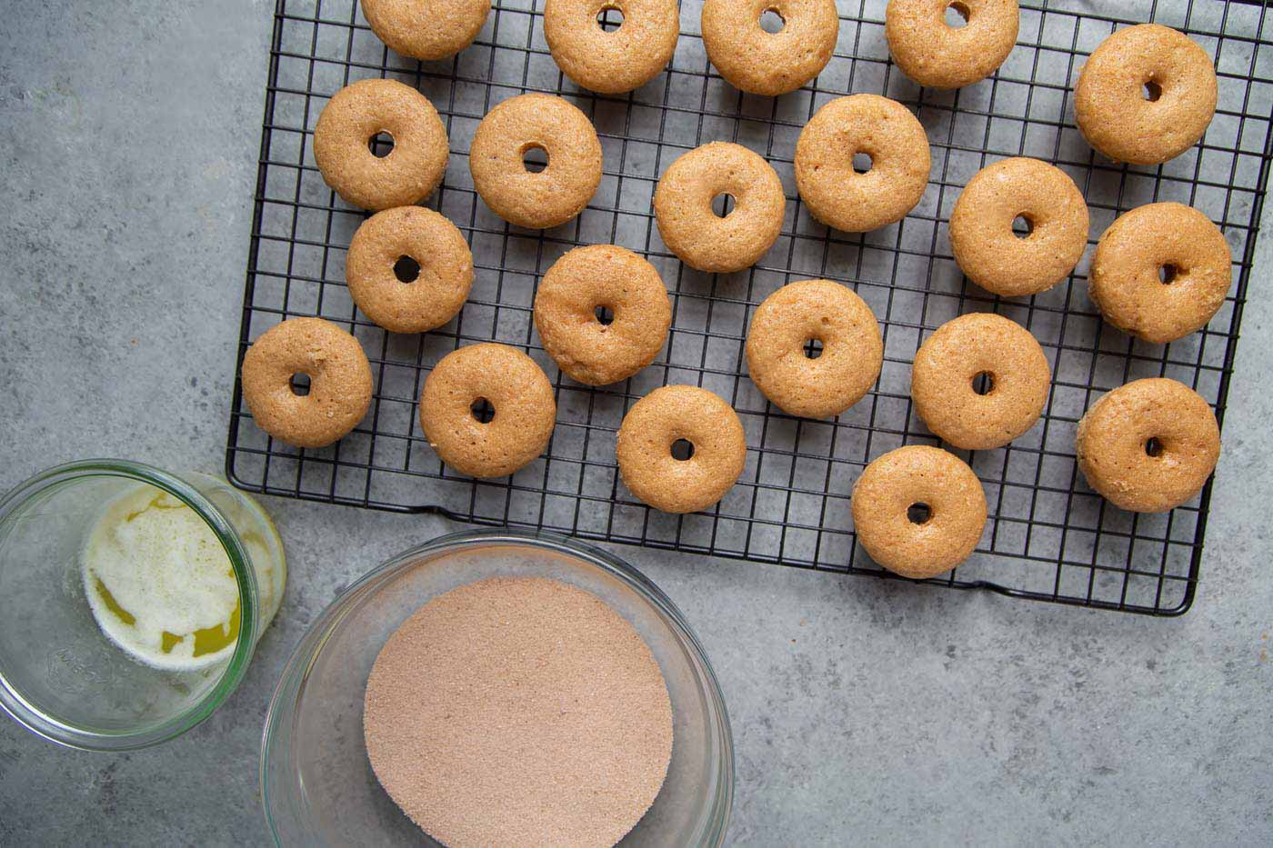 Baked Mini Donuts - The Little Epicurean