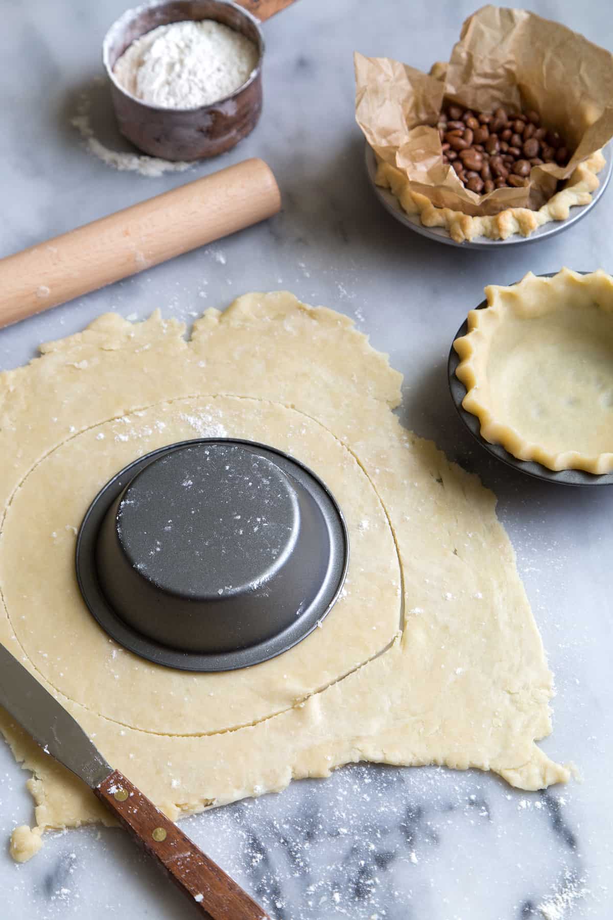 Mini Bourbon Caramel Derby Pies - The Little Epicurean