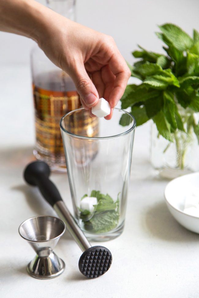 Classic Mint Julep (Bourbon Cocktail)- The Little Epicurean
