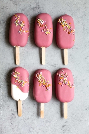 Ruby Chocolate Strawberry Swirl Ice Cream Bars - The Little Epicurean