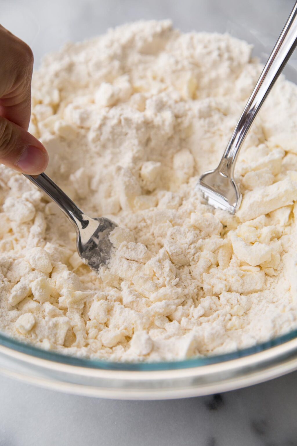 How to Make Pie Dough - The Little Epicurean