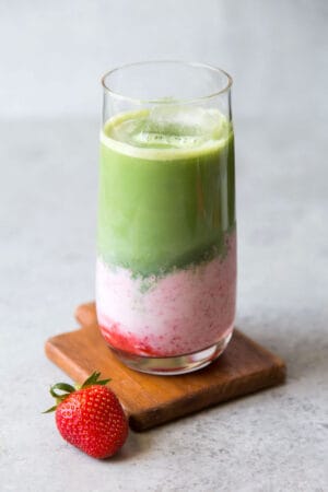 Strawberry Matcha Latte - The Little Epicurean